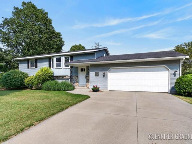 231 Cypress Ave, Holland, MI 49423