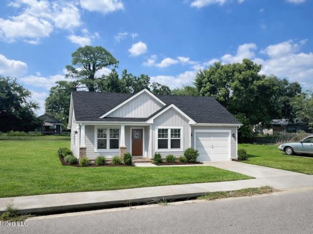 231 Dorries St, Biloxi, MS 39530 | MLS #4139