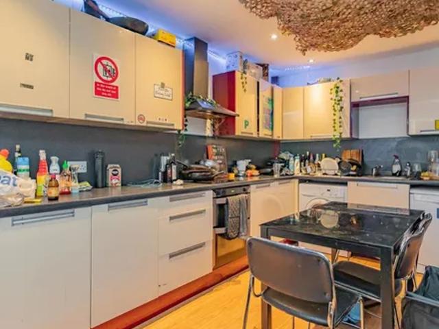 231 Dawlish Road, Stirchley, B29 7AS, United Kingdom | 6 bed house for rent #167379852 | Rentberry
