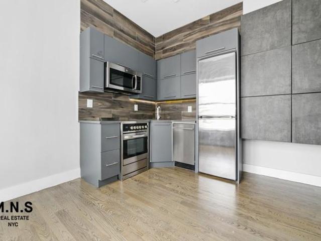 231 E 117th St #3 A, New York, NY 10035
