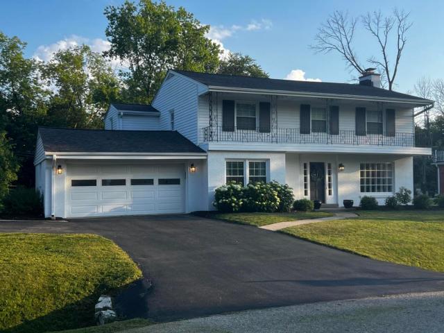 231 E Fox Dale Rd