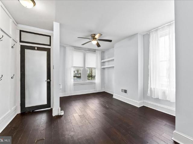 231 E Hortter Street