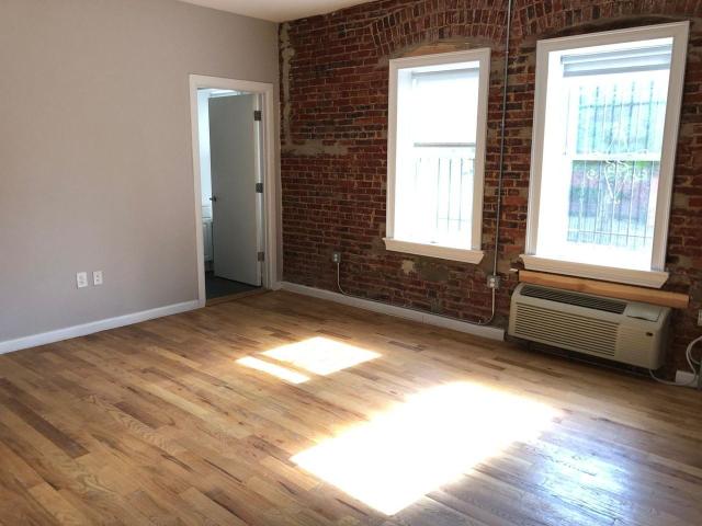 231 E North Ave Studio Apartment for Rent at 231 E North Ave, Baltimore, MD 21202 Greenmount West