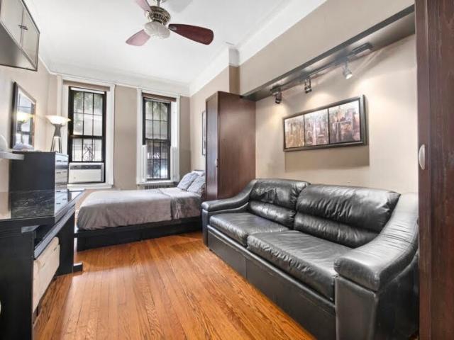 231 East 54th Street, New York, NY