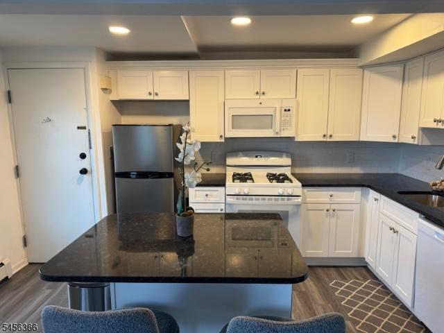 231 Elmer St # Rear