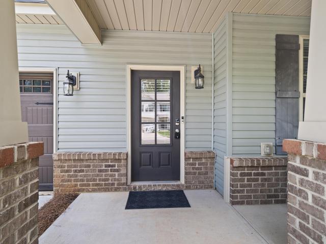231 Fair Oaks Court
