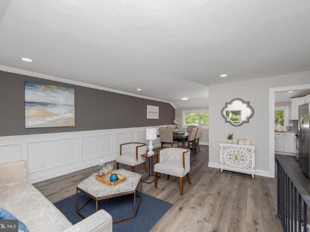 231 Hollyoke Road