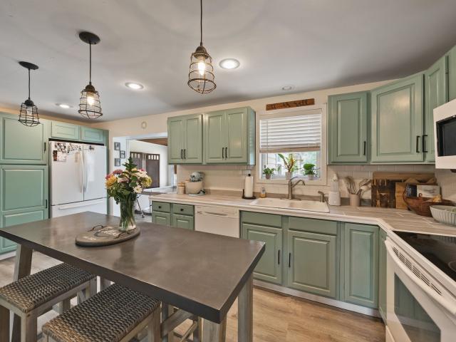231 Hagen Road