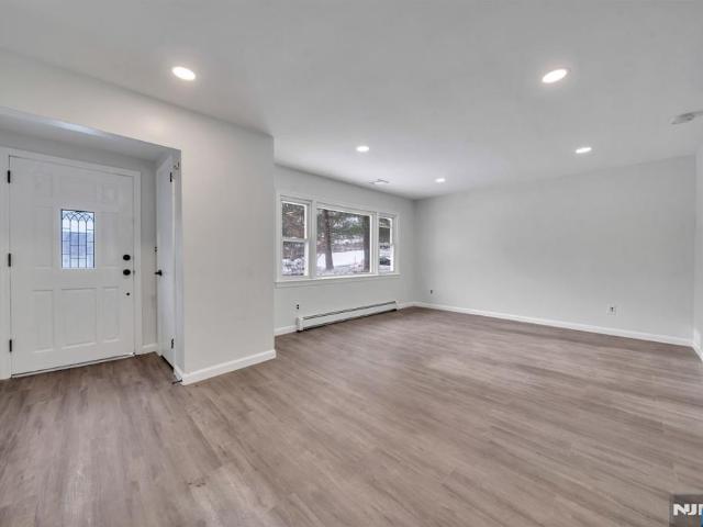 231 Hudson Avenue