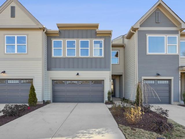 231 Oak Summit Pl, Chapel Hill, NC 27516