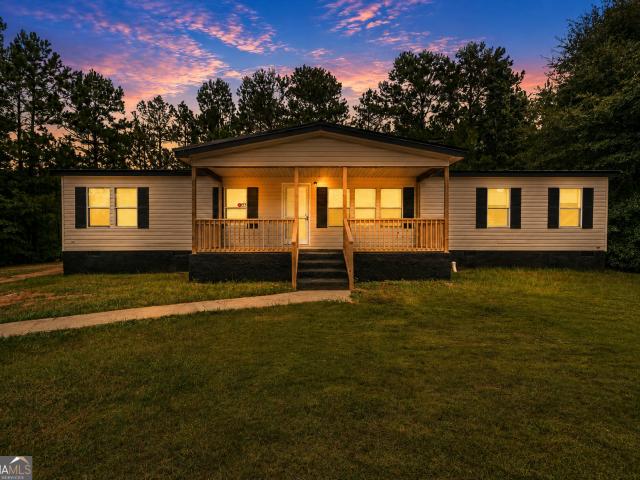 231 Locust Court SE