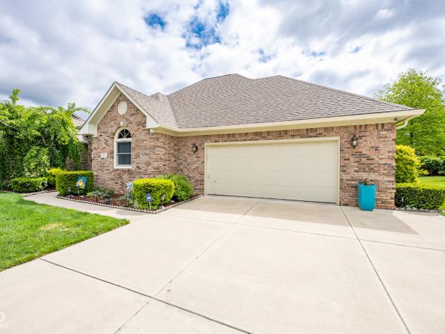 231 Meadowview Lane
