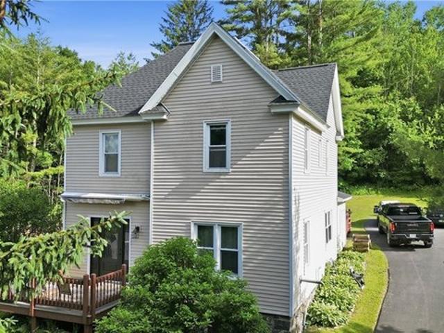 231 N Helmer Ave, Dolgeville, NY 13329