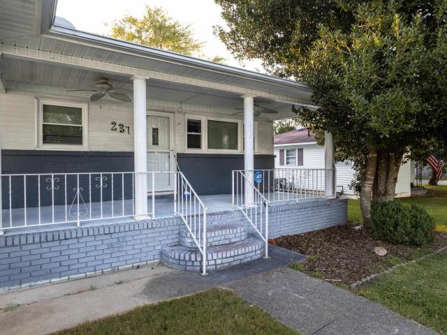 231 N Prairie St