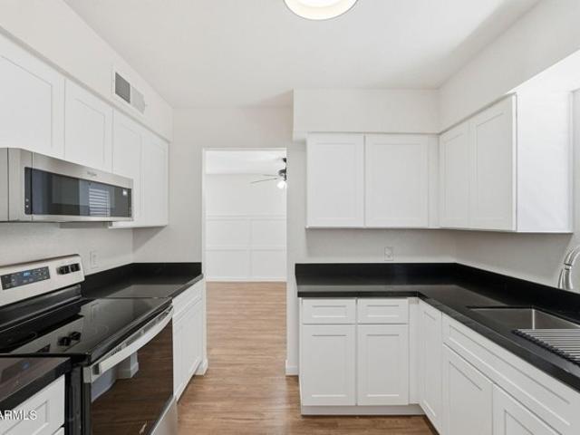 231 N Robson Apt 7, Mesa, AZ 85201