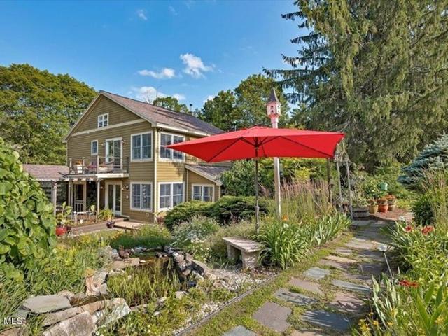 231 North Rd, Averill Park, NY 12018