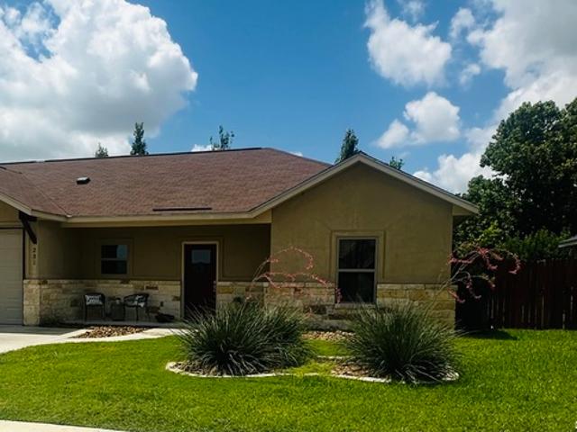 231 Navarro Xing, Unit 7B