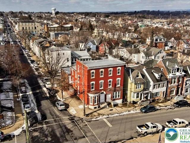 231 S 7th Street
