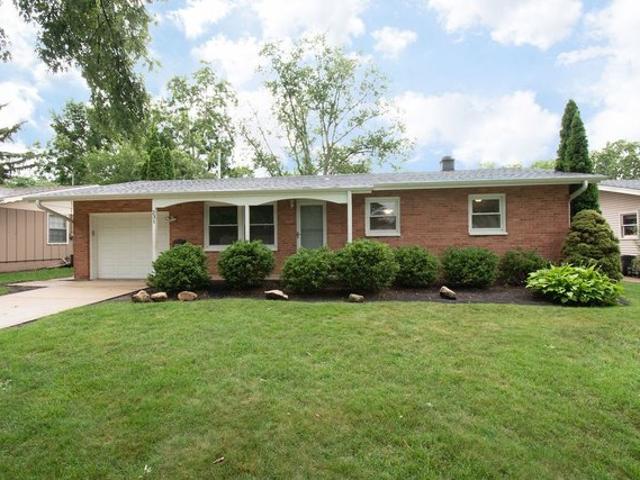 231 S 17th St, Saint Charles, IL 60174