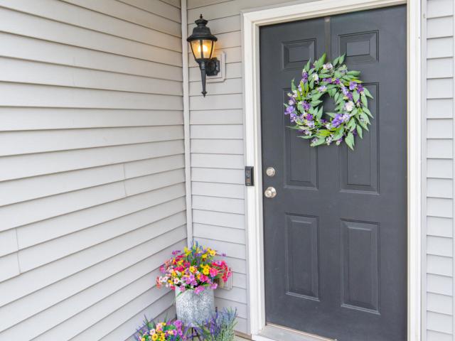 231 Sweetbriar Court