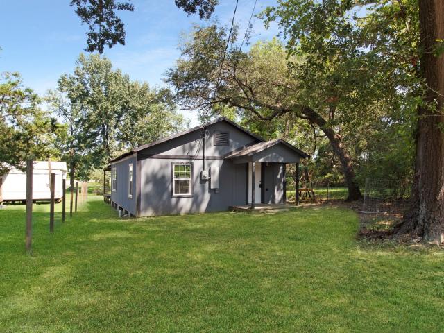 231 Page Ave, Shepherd, TX 77371 | MLS #14773 | Compass