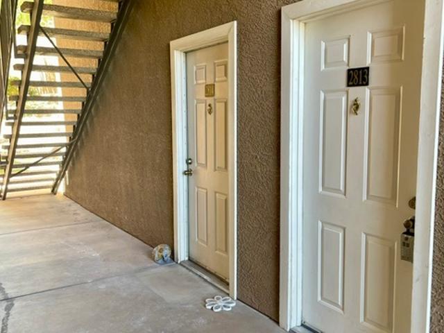 231 W Horizon Ridge Parkway 2813