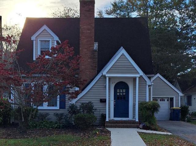 231 W Pine St, Georgetown, DE 19947 | MLS #DESU2109 | Compass