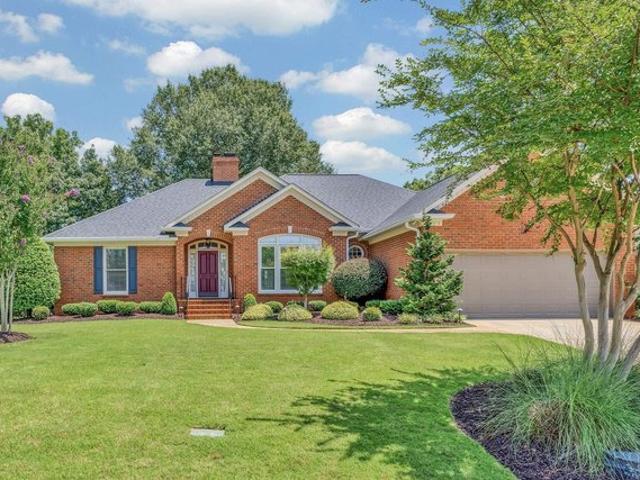 231 Woods Rd, Greer, SC 29650