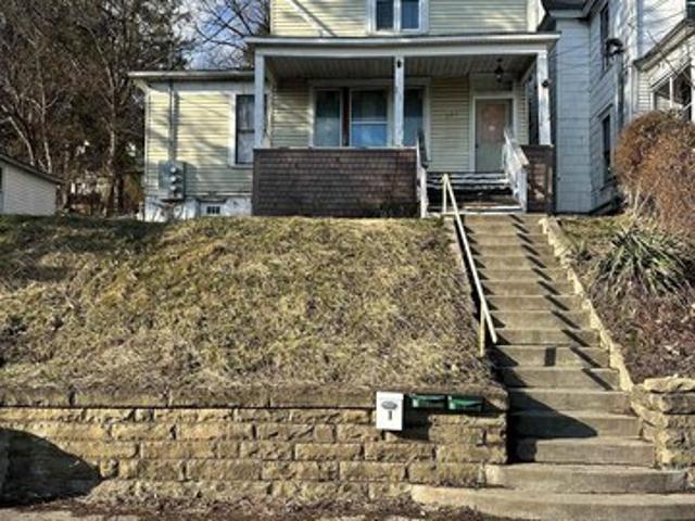 231 Watson Ave, Fairmont, WV 26554