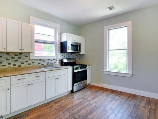 231 Wainwright St, Newark, NJ 07112 | MLS #4014 | Compass