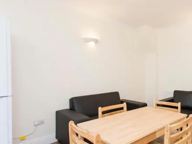 231 Westway, London, W12 7DF, United Kingdom | Room for rent #154590848 | Rentberry