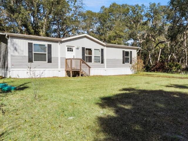 231 Tropic Ave, Satsuma, FL 32189 | MLS #O6364