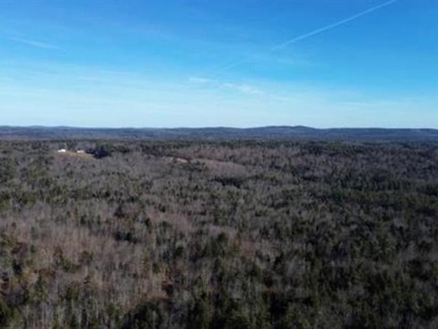 231 Valley Rd, New Durham, NH 03855