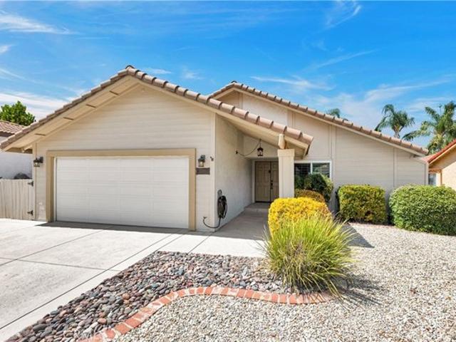 23240 Continental Dr, Canyon Lake, CA 92587