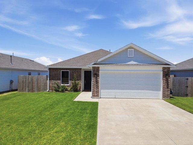 23247 S 114th St S, Broken Arrow, OK 74014