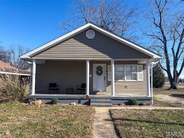 2324 Mangold St, Poplar Bluff, MO 63901