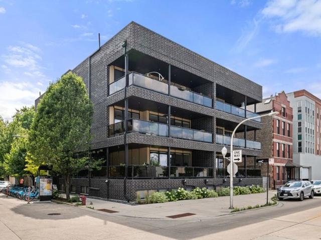 2324 N Winchester Ave Apt 102, Chicago, IL 60614