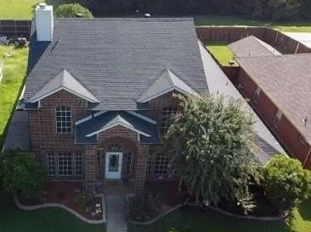 2324 Boardwalk Dr, Mesquite, TX 75181