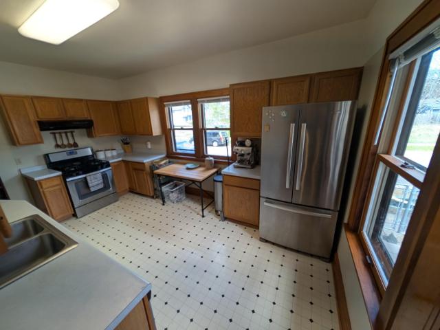 2324 Dupont Avenue N