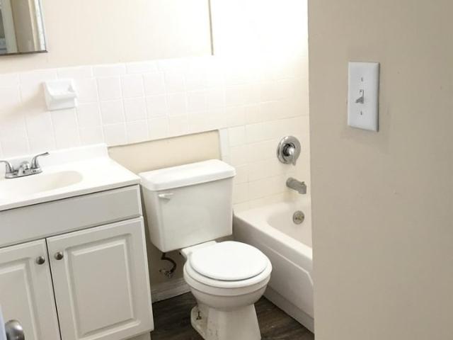 2324 Grand Ave K&Z Studio Apartment for Rent at 2324 Grand Ave, Fort Myers, FL 33901