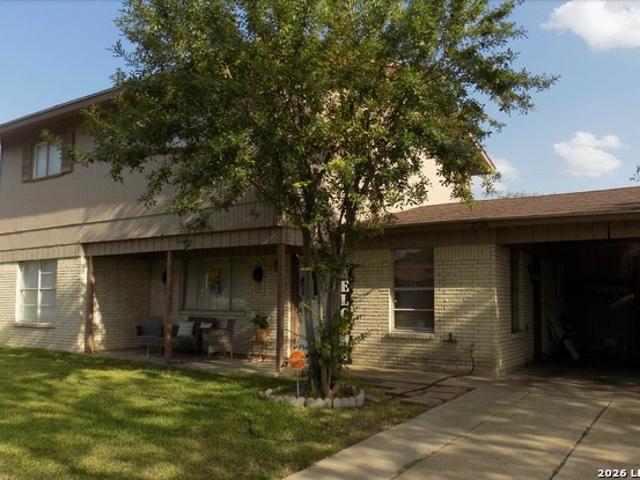 2324 Lorilee Dr