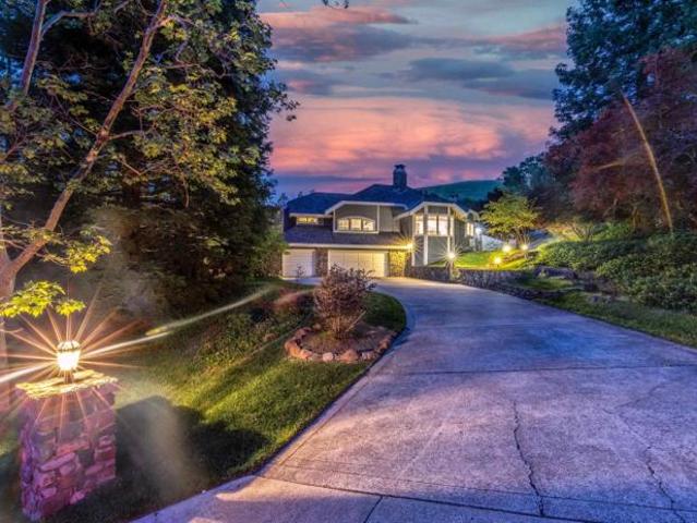 2324 Saddleback Dr, Danville, CA 94506