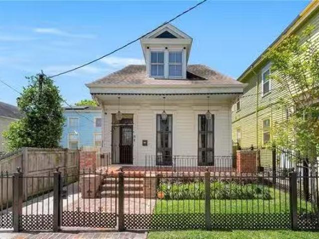 2324 Ursulines Ave Apt B Upper 1 2324 Ursulines Ave #1
