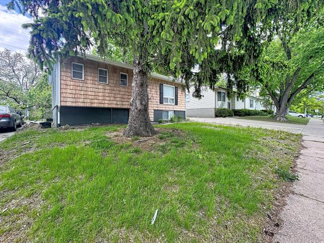 2324 W 59th Street