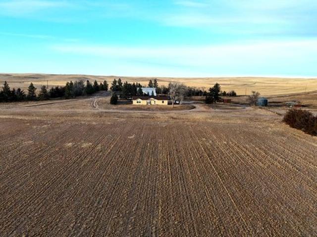 2324 W Highway 30, Bushnell, NE 69128