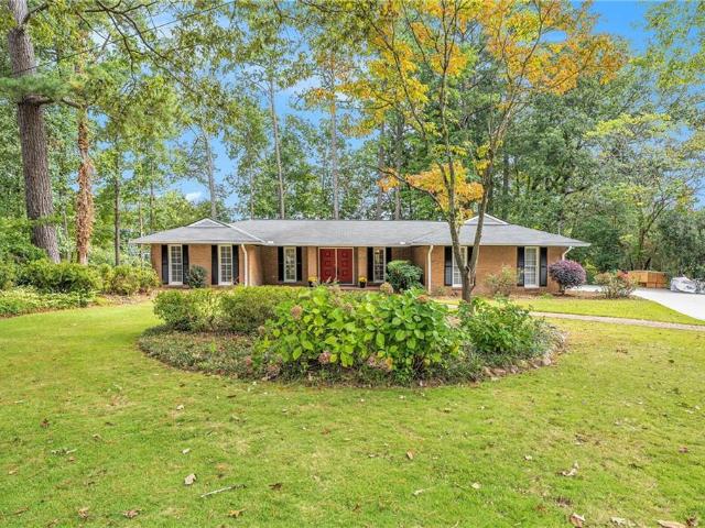 2324 Waterton Court