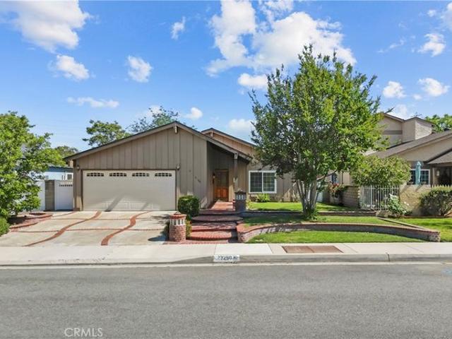 23250 Via Barra, Valencia, CA 91355