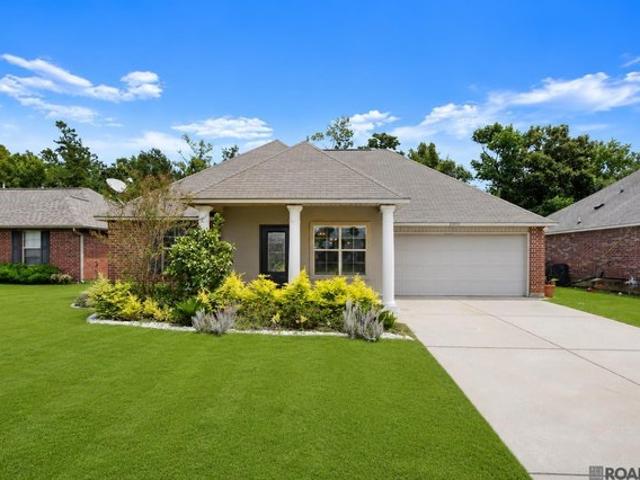 23252 Conifer Dr, Denham Springs, LA 70726