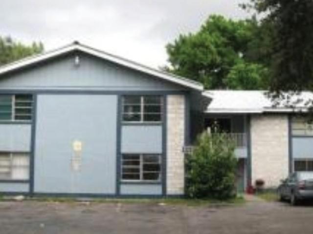 2325 CS 2 Bedroom Apartment for Rent at 2325 Crawford St, Fort Myers, FL 33901