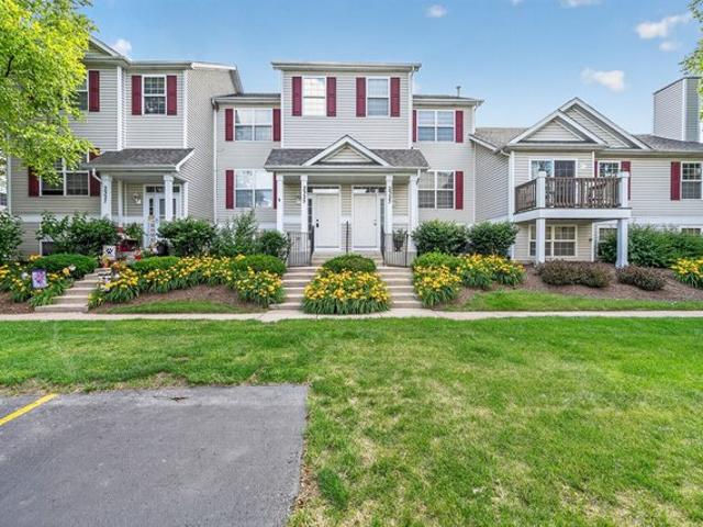2325 Graystone Dr, Joliet, IL 60431